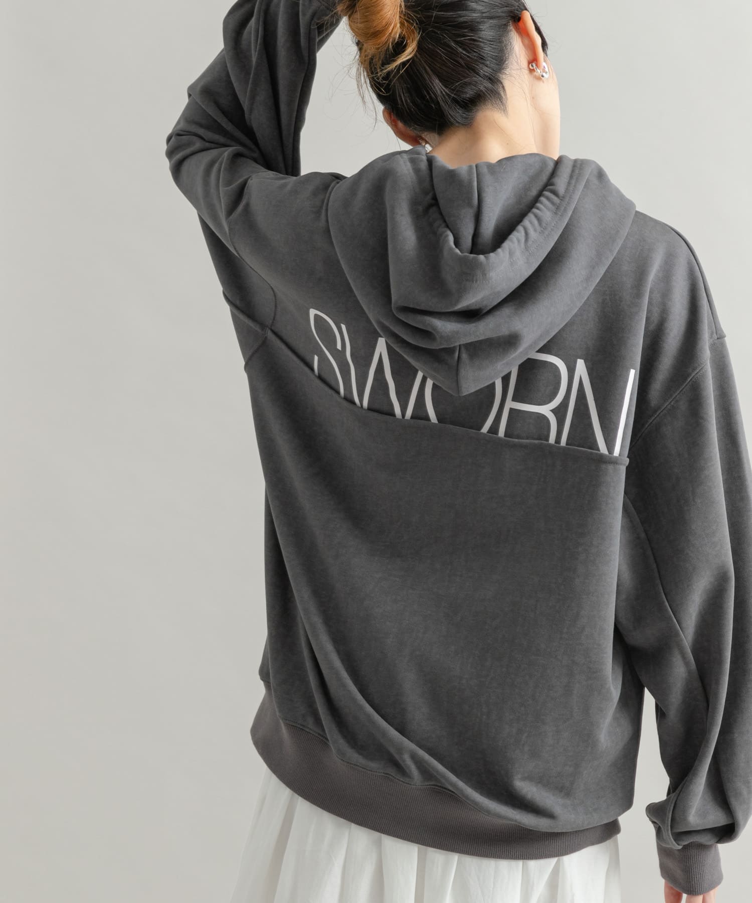 バックロゴフーディー(one GRAY): トップス｜URBAN RESEARCH公式ファッション通販